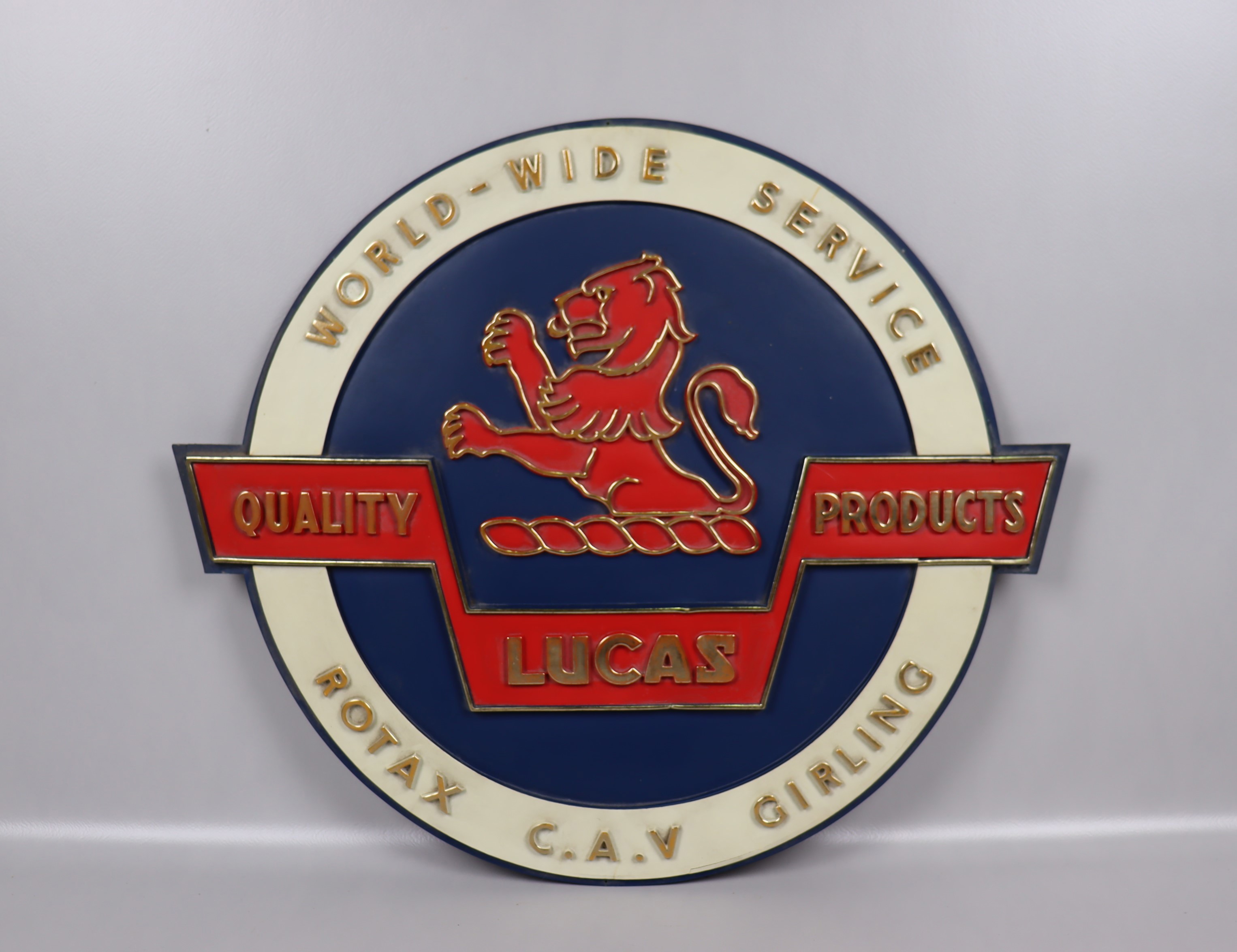 Plastskylt, "World-Wide Service Lucas Qu… | Auktion.se