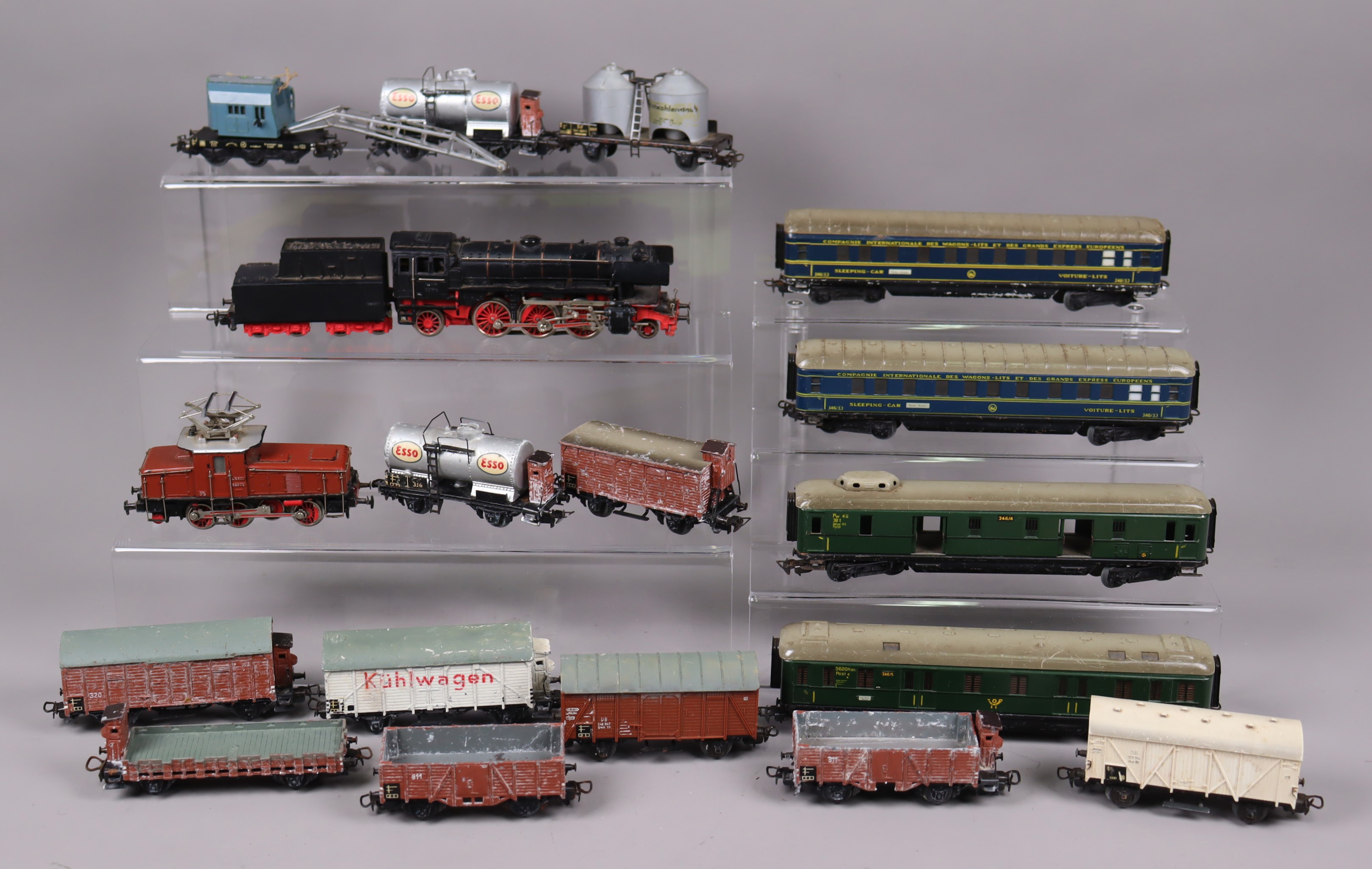 Märklin, tåg, vagnar, räls och byggna… | Auktion.se