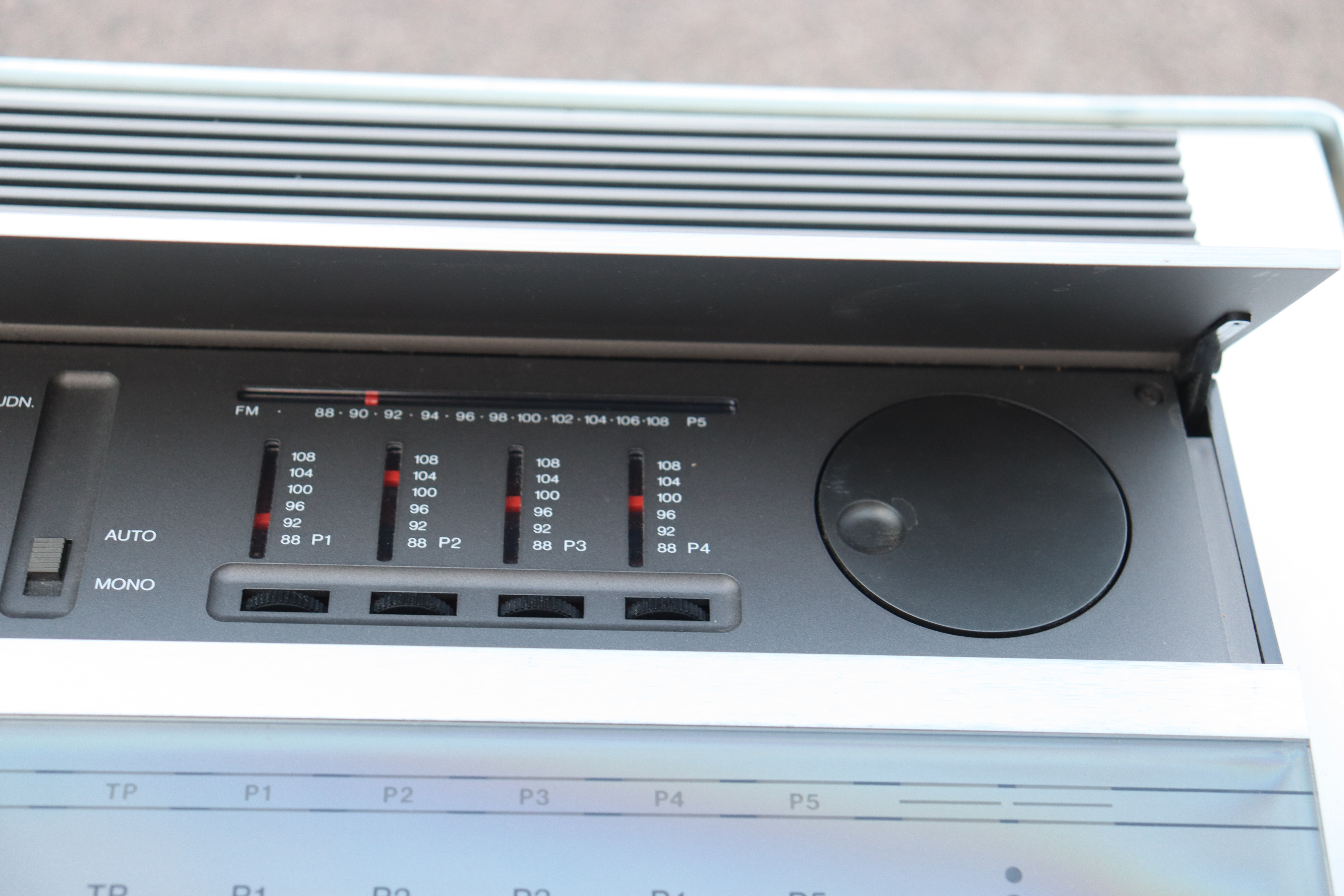 Bang & Olufsen, Beomaster 3300 receiver,… | Auktion.se